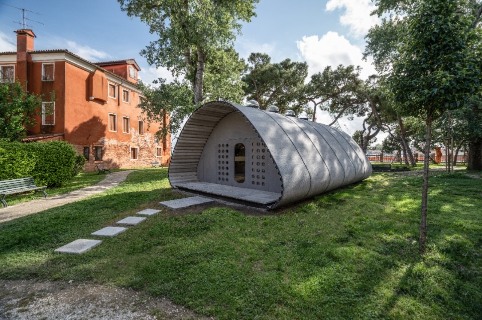 Essential Home: la casa minima di Norman Foster alla Biennale di Architettura 2023